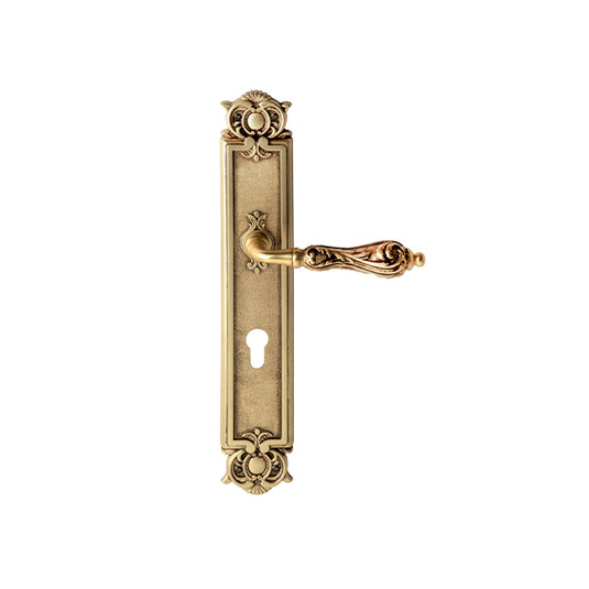 Door handle – International carpentry gallery